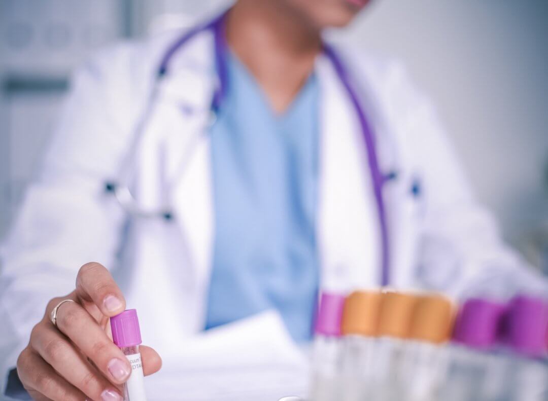 Examens de Laboratoire - HEAL Clinique Bruxelles